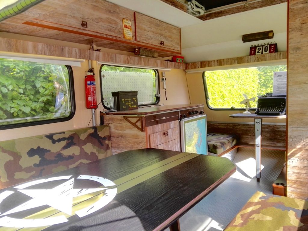 Man cave - Caravanity | happy campers lifestyle
